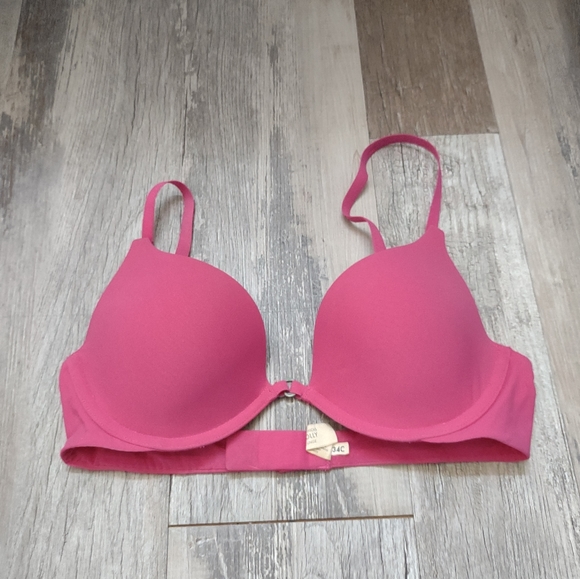 Gilly Hicks | Intimates & Sleepwear | Gilly Hicks Bra | Poshmark